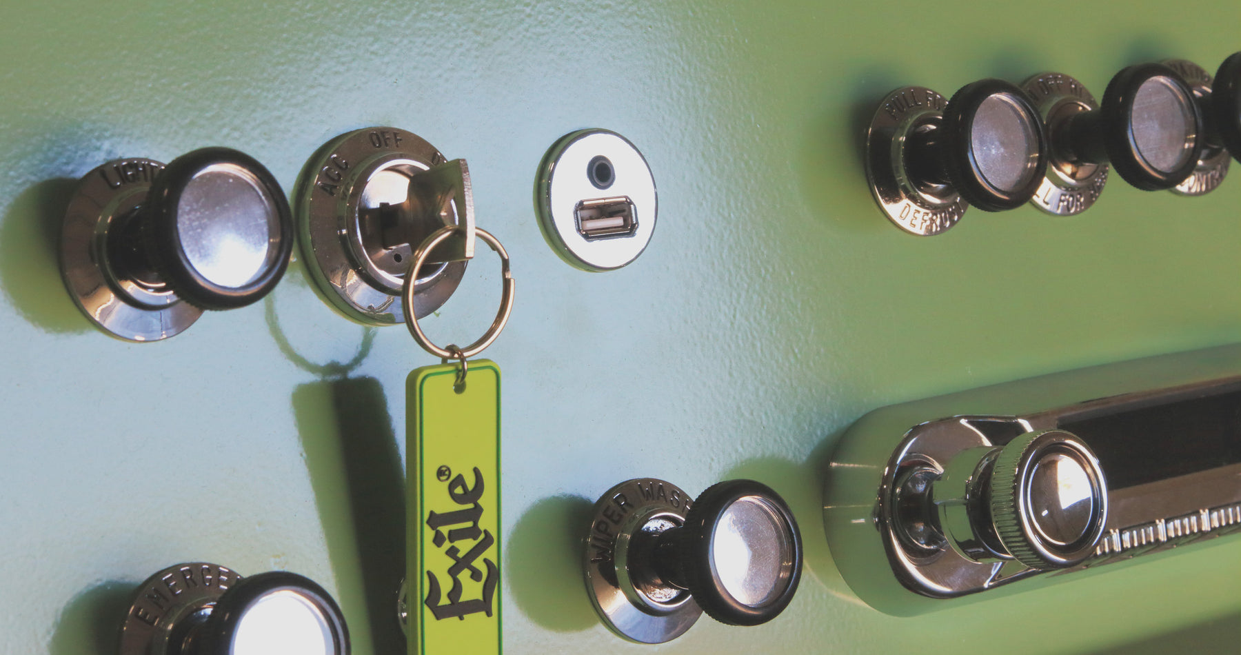 USB/USB-C & USB/Auxiliary Extension Harness for RetroSound Radios ...